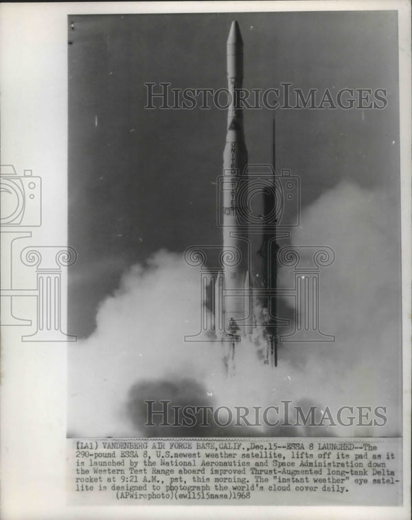 1968 Press Photo Weather satellite "ESSA 8" lifts off, Vandenberg Air ...
