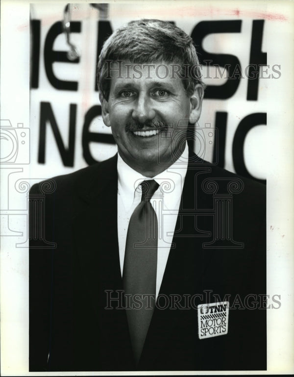 1993 Press Photo NASCAR driver and TV personality Neil Bonnett ...