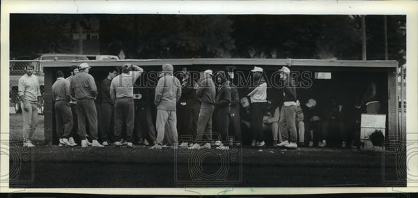1987 Press Photo Green Bay Packers football players at St. Norbert ...
