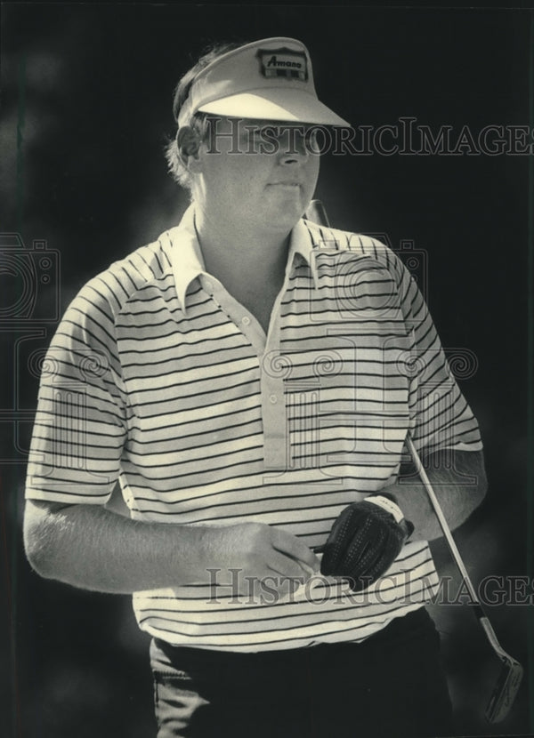 1983 Press Photo Golfer Lon Hinkle at the ninth green of the GMO ...