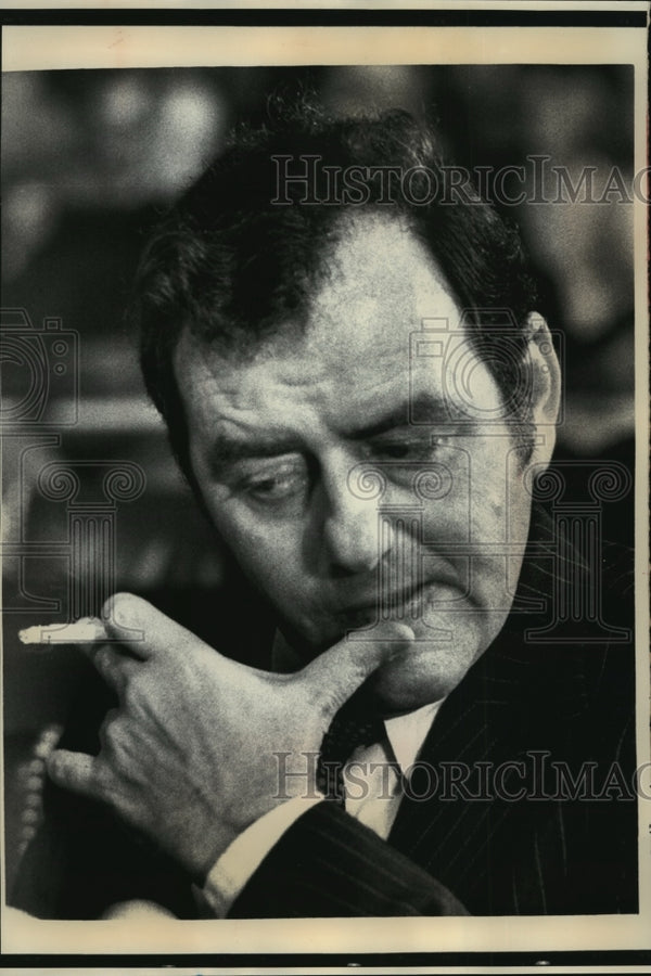 1973 Press Photo Former White House Aide John Caulfield with Senate ...