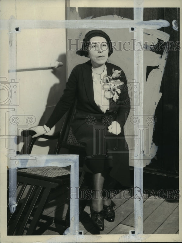 1931 Press Photo Edna Ferber on the S. S. Ile de France sailing to ...