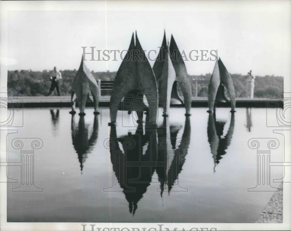 1962 Press Photo Angelus Bells in reflective pool in Belleville ...