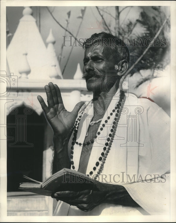 1956 Press Photo Man of East Indian descent preserves culture in ...