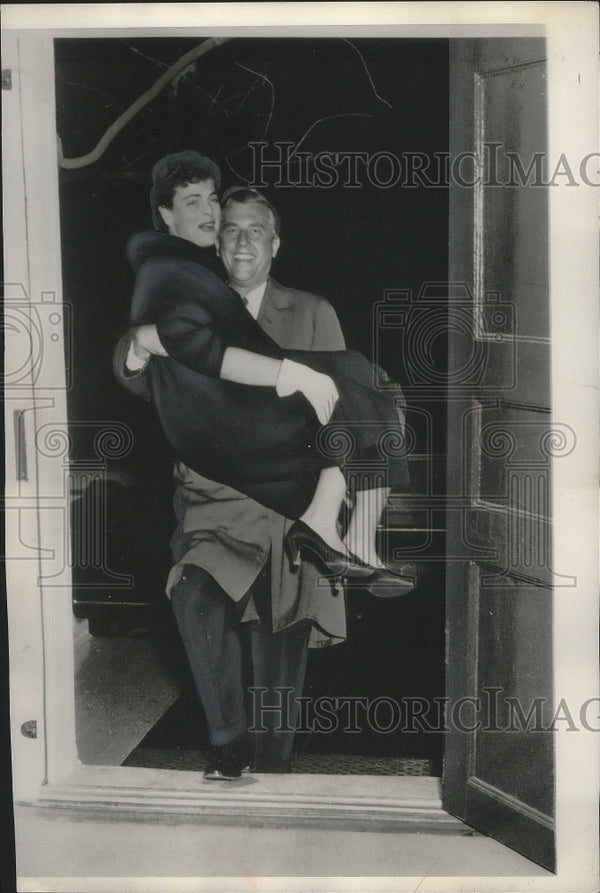1957 Press Photo N.J. Govenor Robert Meyner & bride Helen Stevenson ...