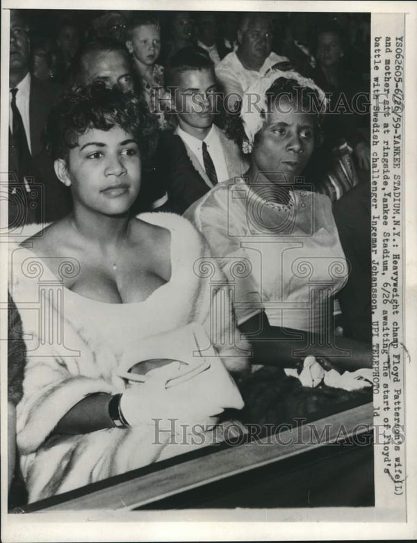 1959 Press Photo Boxer Floyd Patterson's wife & mother ringside, Yankee ...