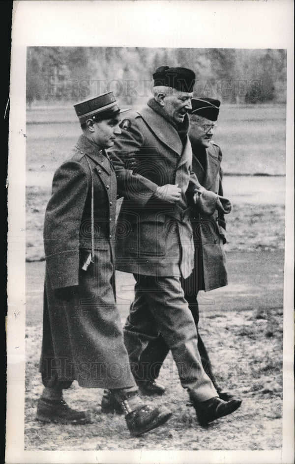 1946 Press Photo Colonel William McMahon Rescued from Alpine Glacier ...