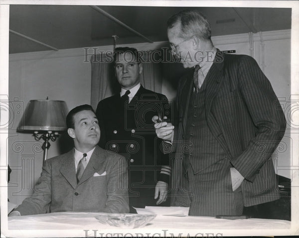 1944 Press Photo D.C. Ted Gamble, Natl Dir.4th War loan drive, R Adm E ...