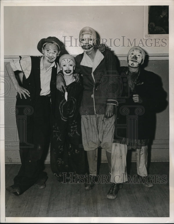 1935 Press Photo Four Children at the Riis House Circus in New York ...