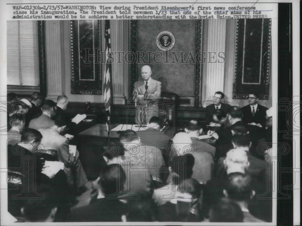1957 Press Photo President Eisenhower Speaks During First News ...