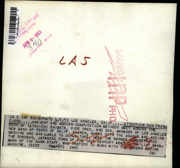 1933 Press Photo Ancient and modern computation methods meet across the ...