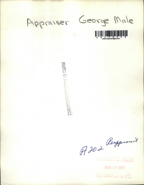 1961 Press Photo Appraiser George Male at his office - Historic Images