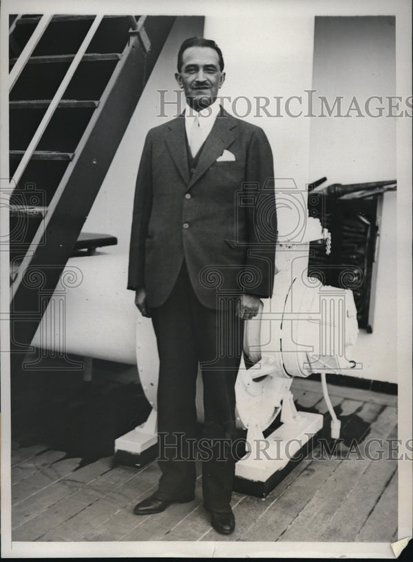 1933 Press Photo General Anibal Angel Sailing On The Grace Liner Santa ...