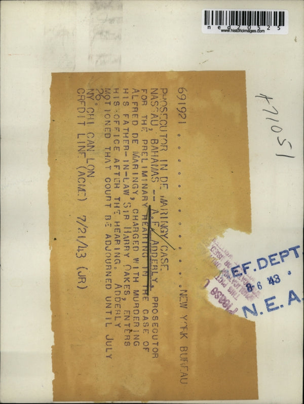 1943 Press Photo AF Adderly going into court for a hearing for Alfred ...