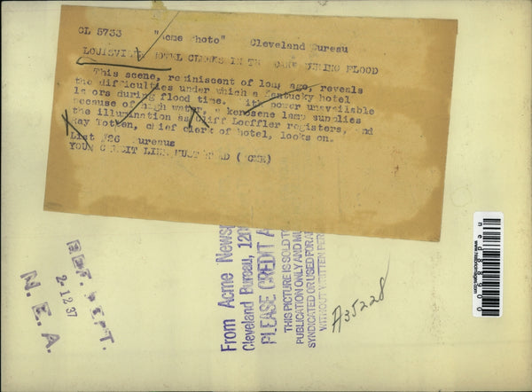 1937 Press Photo Cliff Looffler and Ray Totten,chief clerk of ...