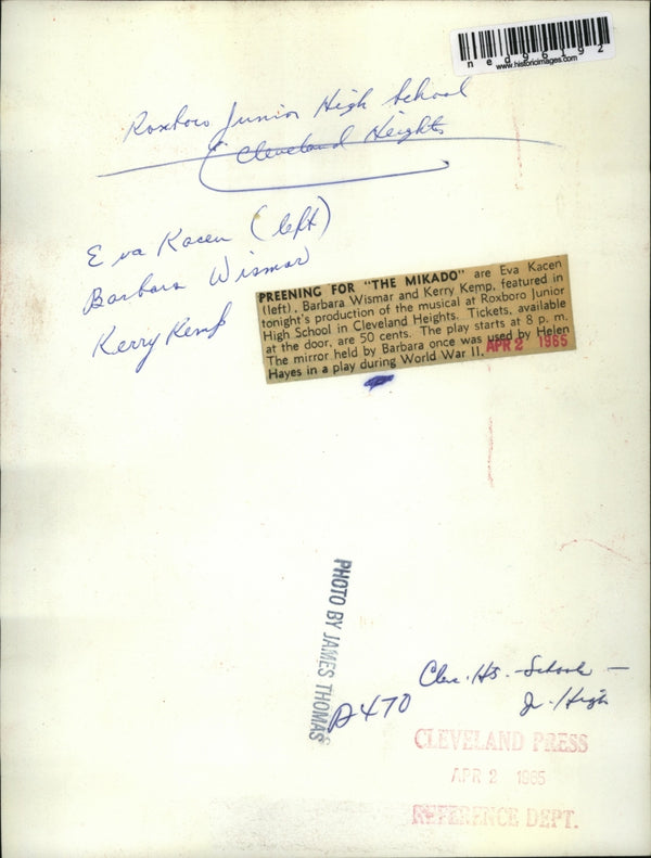 1965 Press Photo Eva Kacen, Barb Wismar, Kerry Kamp as geishas at ...