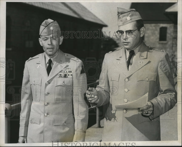 1954 Press Photo Colonel Harry Fleming, Attorney Rodham Routledge ...