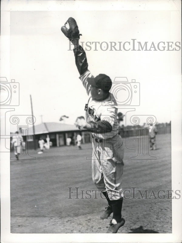 1937 Press Photo John A Buddy Hassett 1st baseman of Dodgers - nes25762 ...