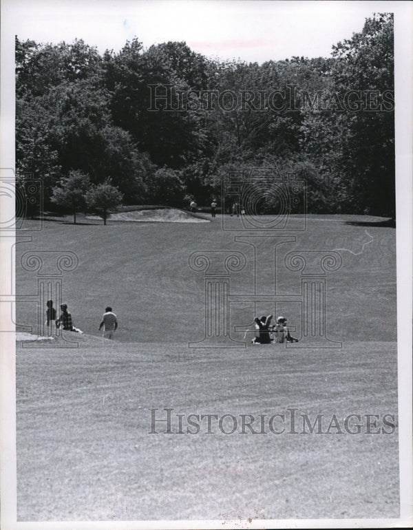 1971 Press Photo Beechmont country club golf in Cleveland Ohio - nes26 ...
