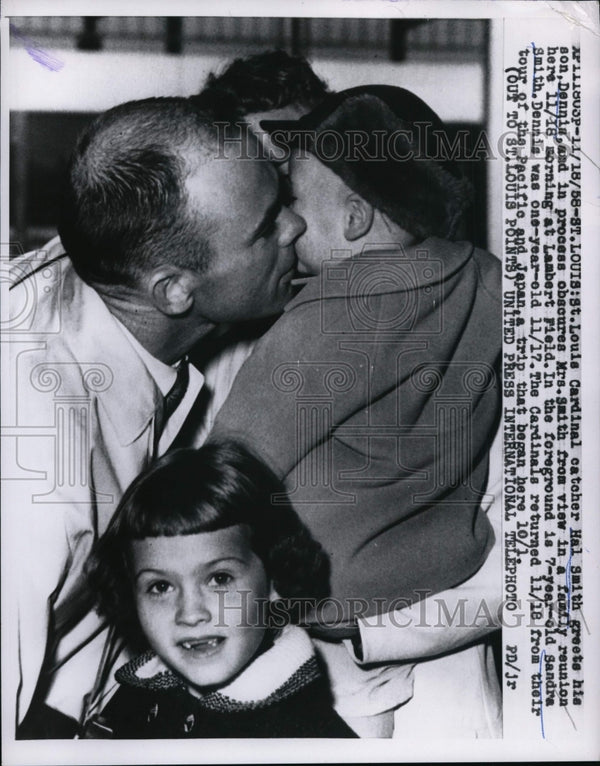 1958 Press Photo Cardinal catcher Hal Smith & daughter Sandra,son ...