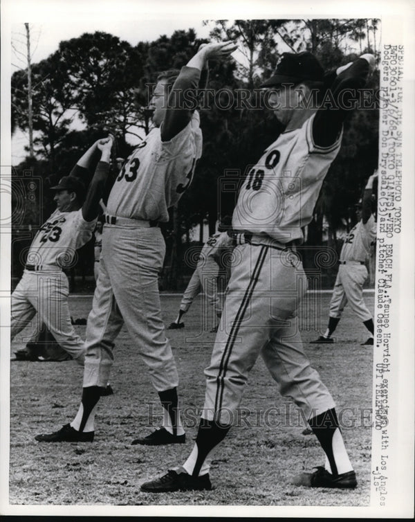 1968 Press Photo Tsuneo Horvichi & LA Dodgers Don Drysdale, Claude ...