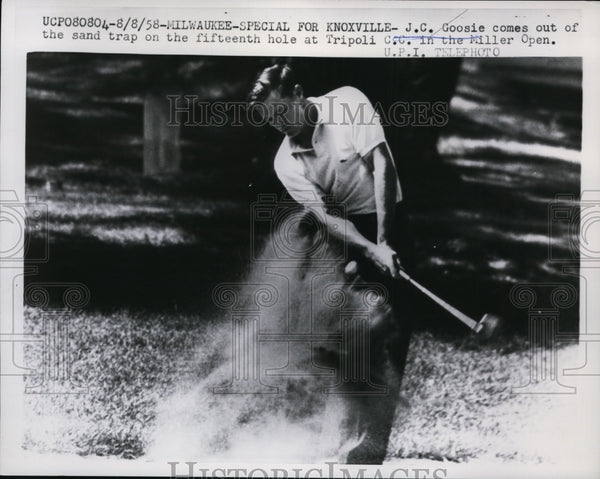 1958 Press Photo JC Goosie in sandtrap at Tripoli club in Miller Open ...