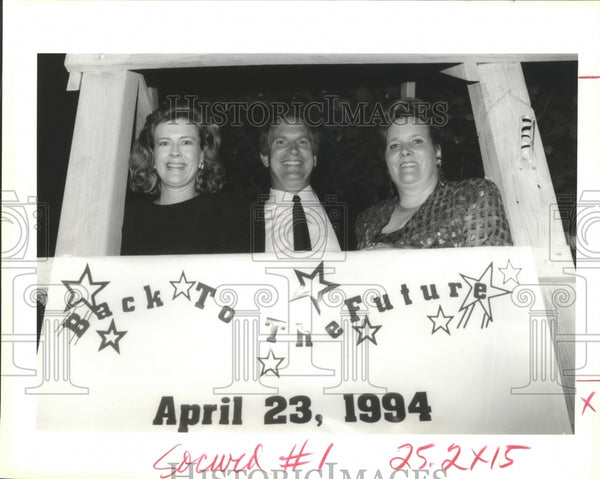 1994 Press Photo Holly Abbott, Bob Manard, and Jan Rigdon at St ...