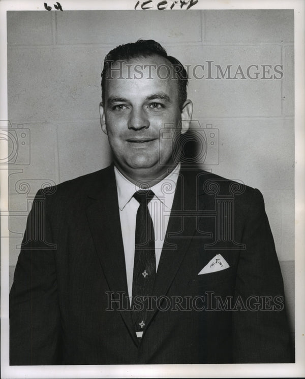 1961 Press Photo Fred A. Brink Jr., Lakeshore Improvement Association ...