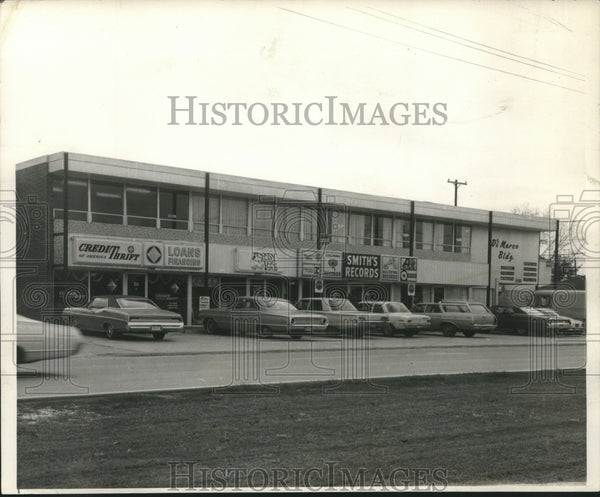 1969 Press Photo 2-story commercial building on 1420 Veterans Memorial ...