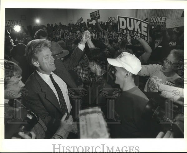 Press Photo Gubernatorial candidate David Duke with his supporters ...