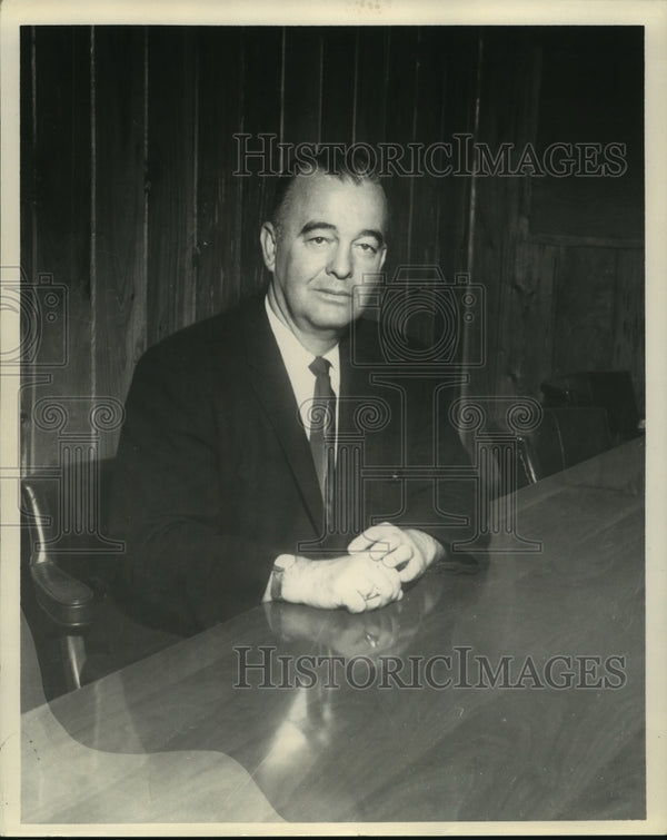 Press Photo President of Jefferson Downs C. Ray Edmonds - Historic Images