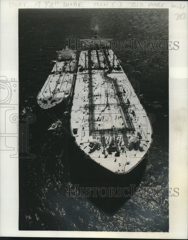 1978 Press Photo Esso Atlantic offloads to Esso Zurich in Gulf of ...