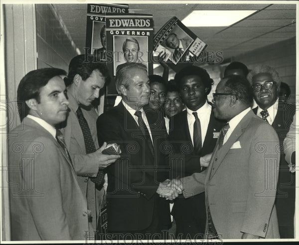 Press Photo Former Governor Edwards welcomed by Dr. Emmet Bashful ...