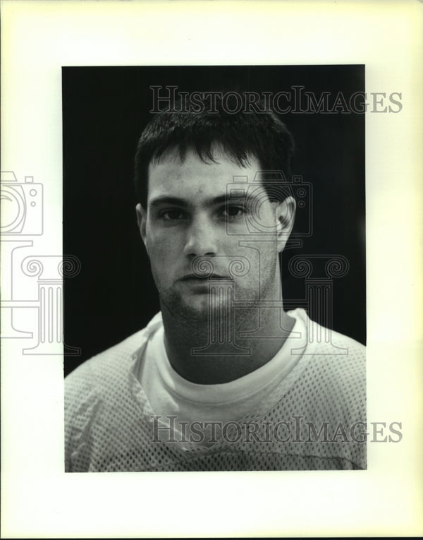 1991 Press Photo Roger Gill prepares for the East-West football games ...