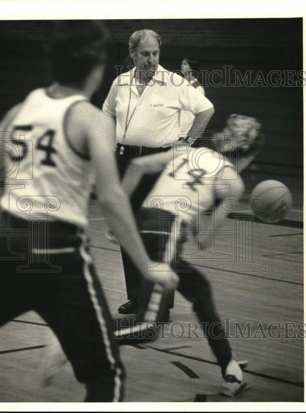 1980 Press Photo St. Martin's Coach Earl Wilken with Keith Kyler & Joh ...