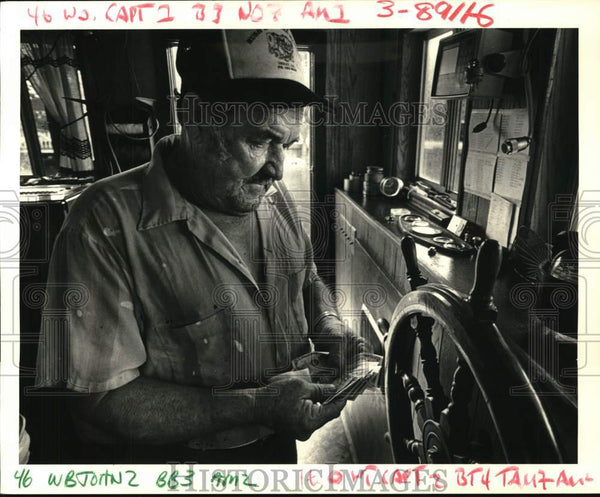1986 Press Photo Longtime shrimper John Domingo of the trawler "Captain ...
