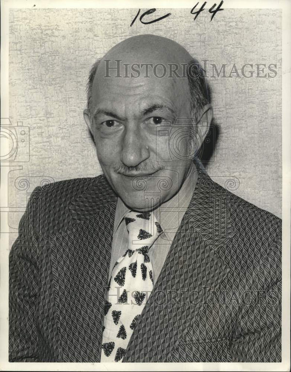 1973 Press Photo Dr. Murray Diamond, president, Louisiana Hospital ...