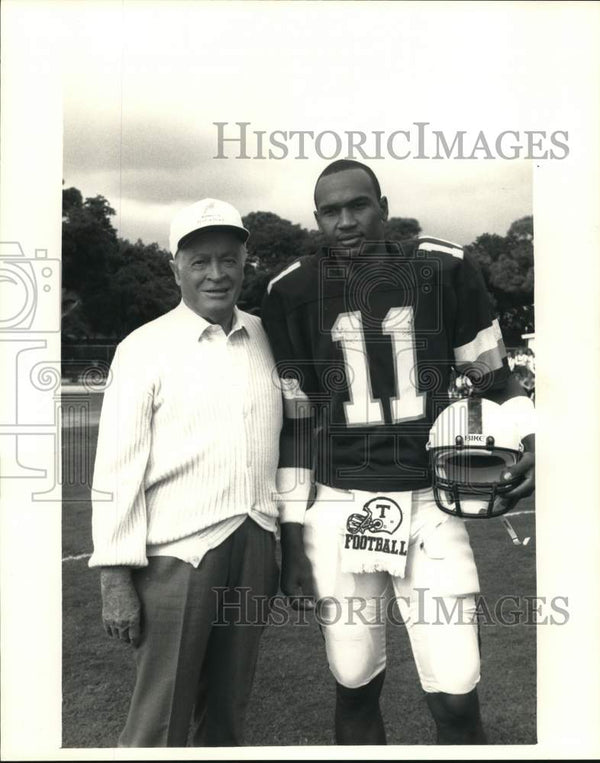 1988 Press Photo Mark Zeno, Tulane football star, photographed with Bob ...