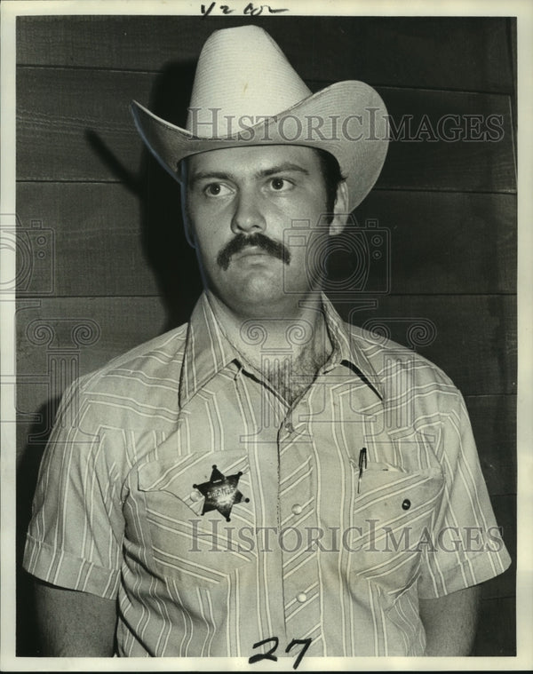 1971 Press Photo Steve Collom manager of new Ranch Store in Gretna ...