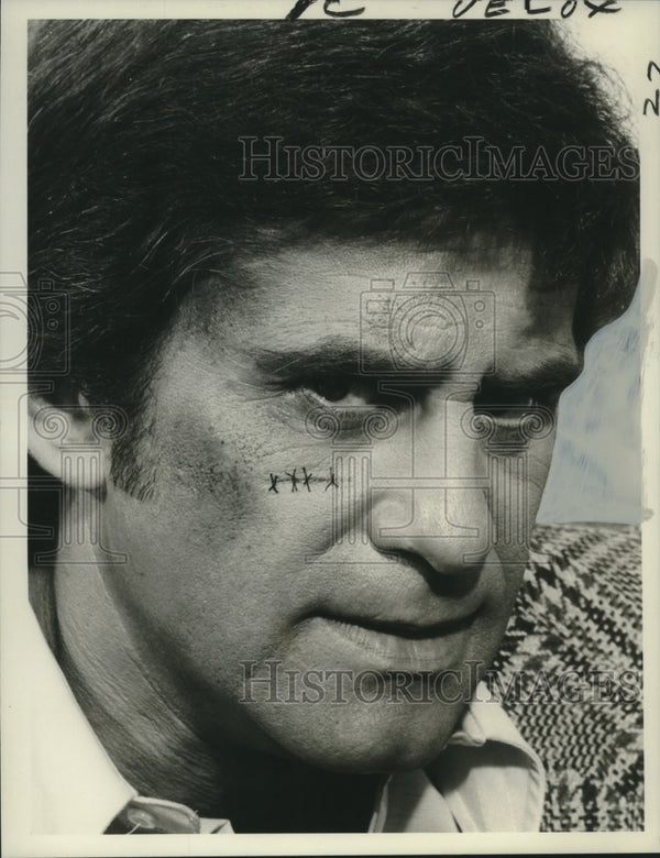 1975 Press Photo James Farentino, actor - Historic Images