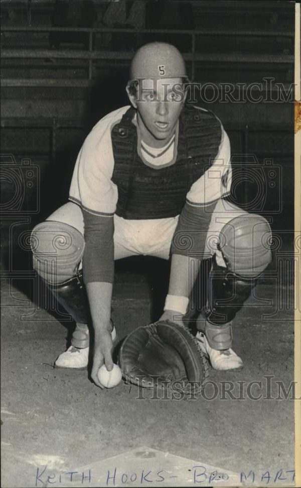 1972 Press Photo Baseball - Catcher Keith Hooks of Sure Klean ...