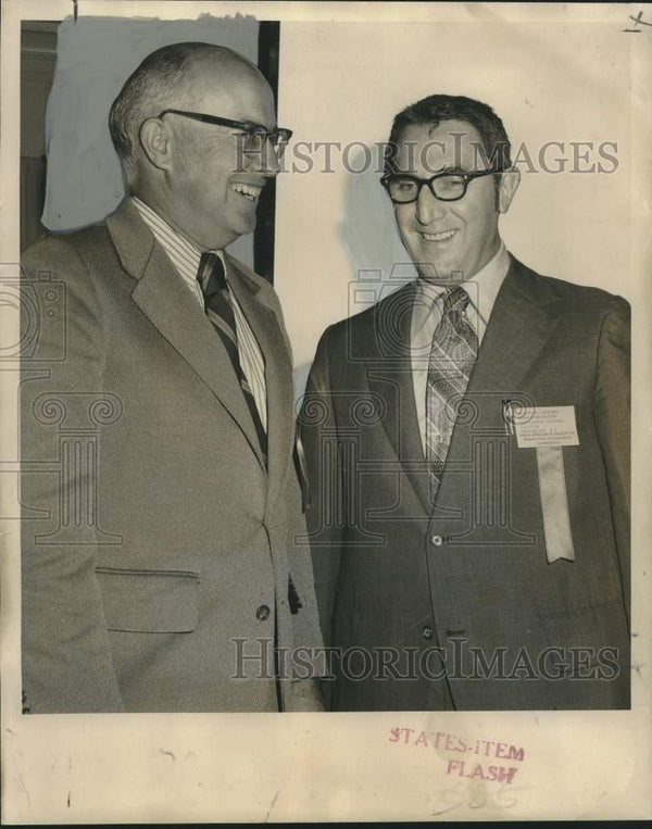 1973 Press Photo John E. Leard & Joseph M. Ungaro - Historic Images