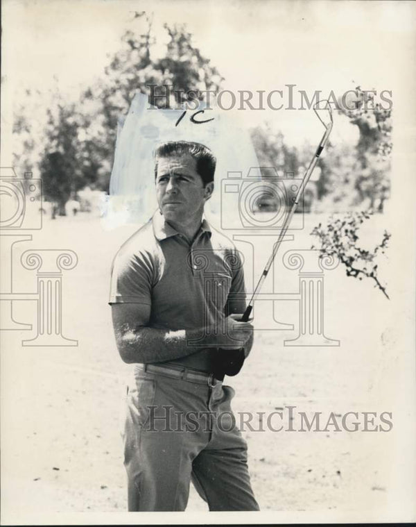 1968 Press Photo Golfer Gary Player contemplating his shot - noo53420 ...