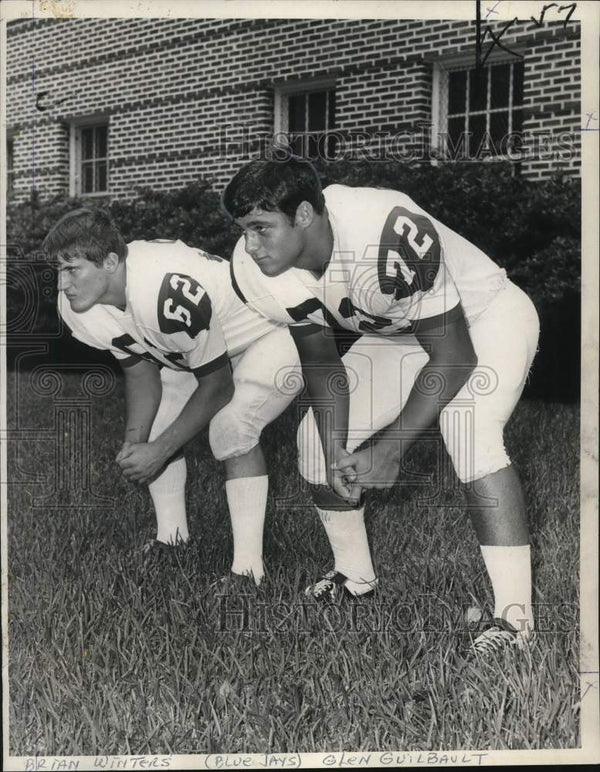 1969 Press Photo Bryan Winters and Glen Guilbault, Blue Jays Football ...