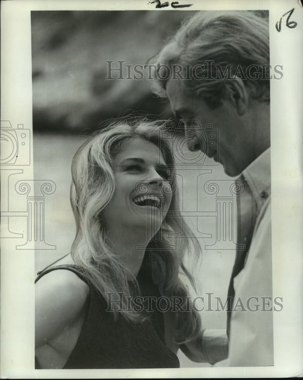 1968 Press Photo Actress Candice Bergen, Michael Caine on Set "The ...