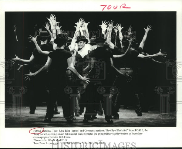 1991 Press Photo Reva Rice preforms "Bye Bye Blackbird", "Fosse ...