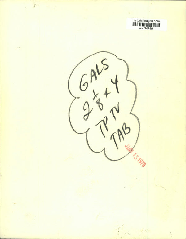 1976 Press Photo Barbara Hinton, editor, Las Vegas Review Journal on ...