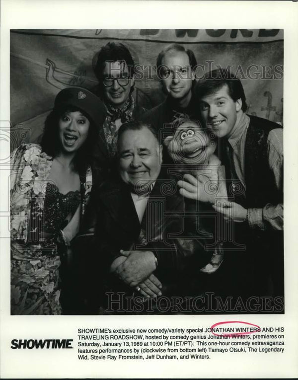 Press Photo Jonathan Winters and His Traveling Roadshow Cast Members ...