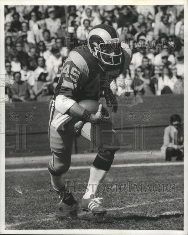1973 Press Photo Jim Bertelsen, Rams Football Running Back at Game - n ...