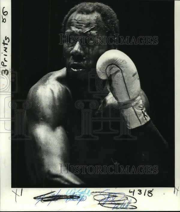 1980 Press Photo Boxer Jerry Celestine Bleeding at Bout - nos06001 ...